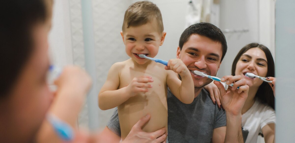 Ritejneri za zube: šta su i zašto ih nositi? | elmex®